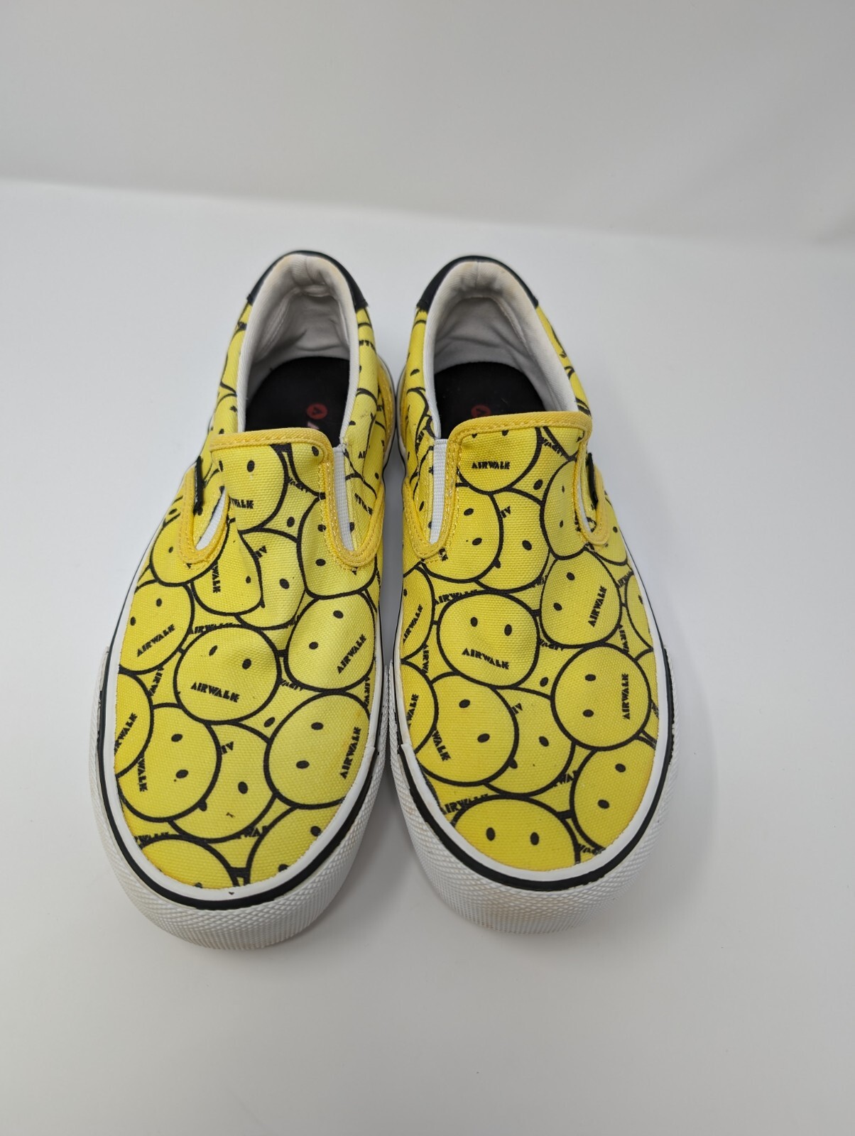 Airwalk Shoes Sneakers Smile Smiley Face yellow Mens 8 | eBay