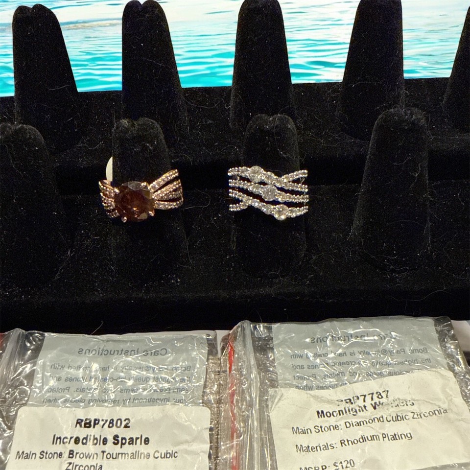 Bomb Party Rings Size 8 NWT R.10.7.1 | eBay