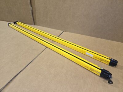 Keyence Safety Light Curtain Pair, GL-R60H-T, GL-R60H-R, 24VDC | eBay