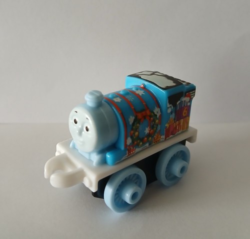 Thomas & Friends Minis Train Holidays Percy 2019 Mini Engine #379 loose ...