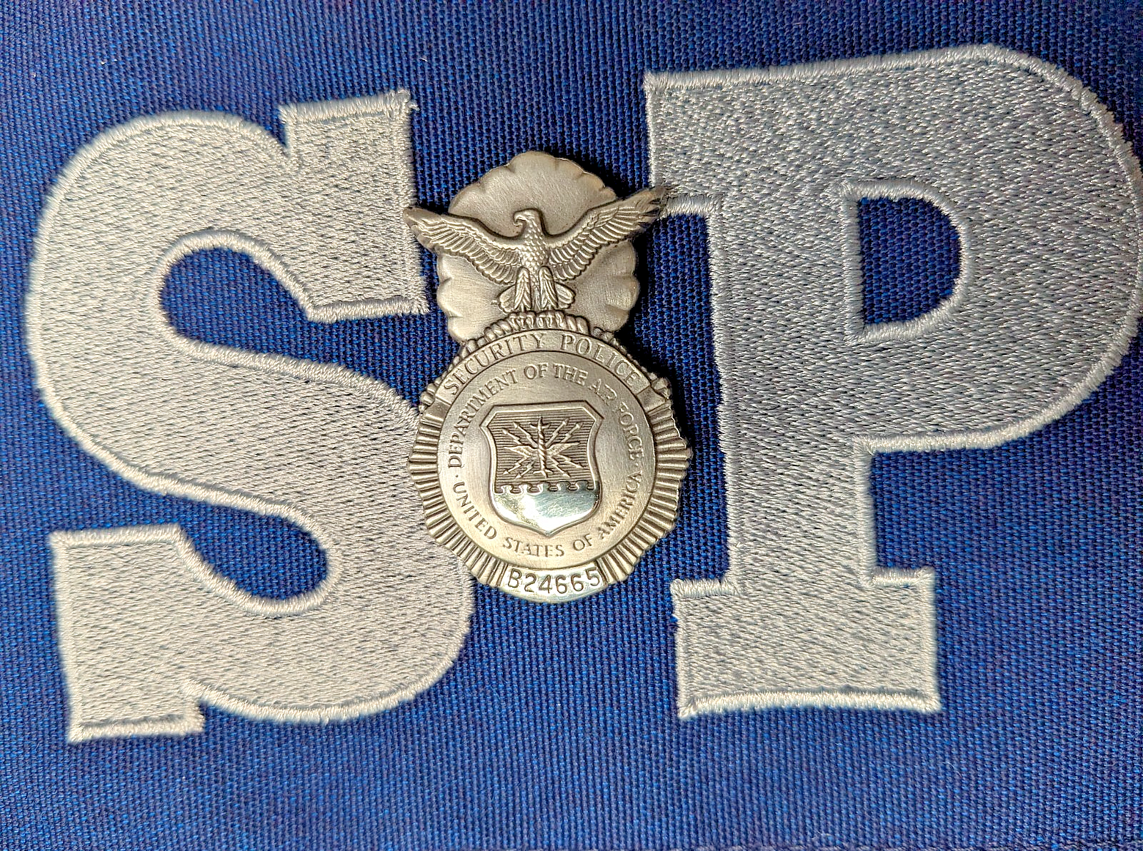 Vintage Small Size USAF United States Air Force Security Police Pinback ...