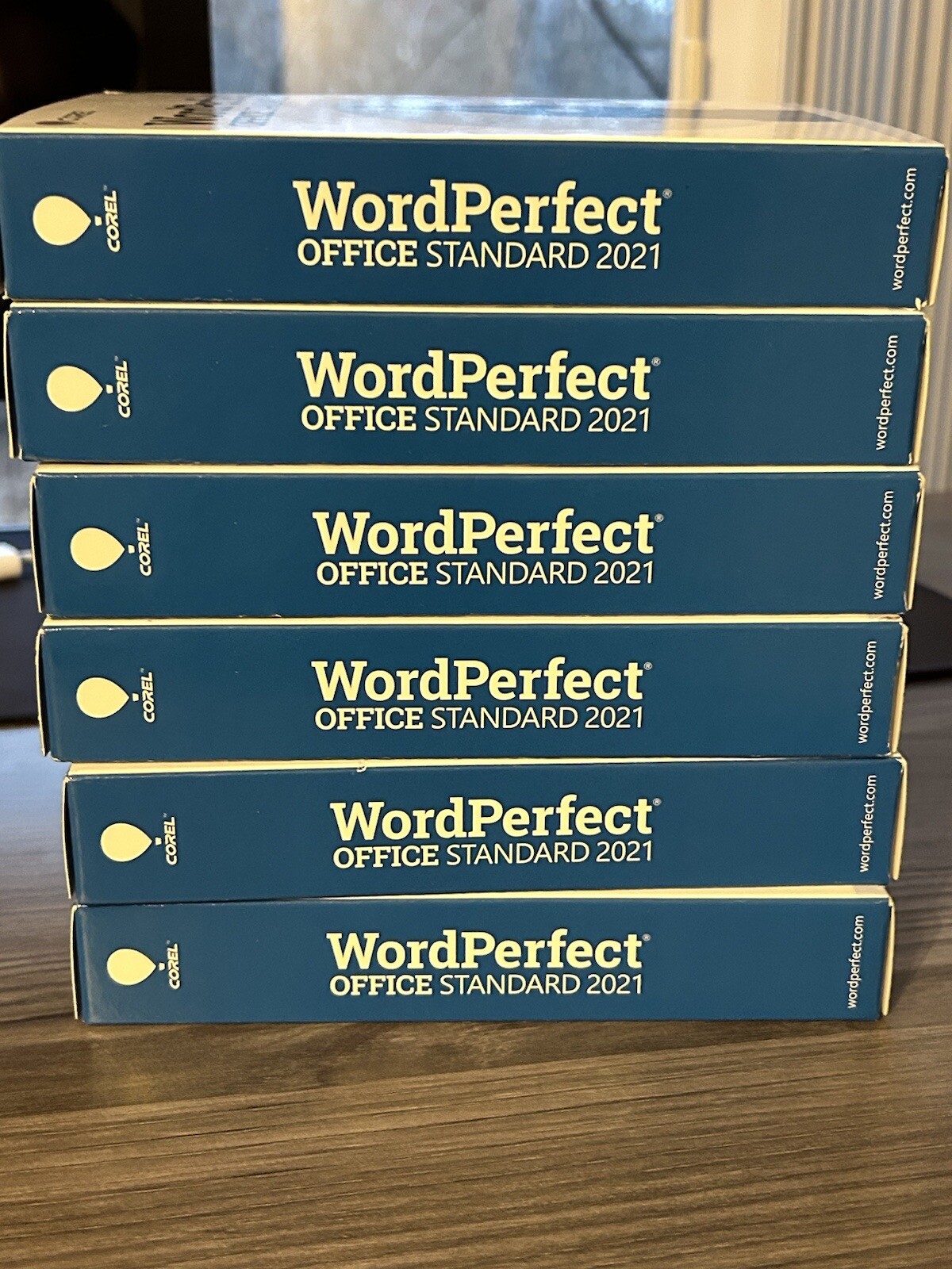 corel-wordperfect-office-standard-2021-full-retail-box-wet-box-opened