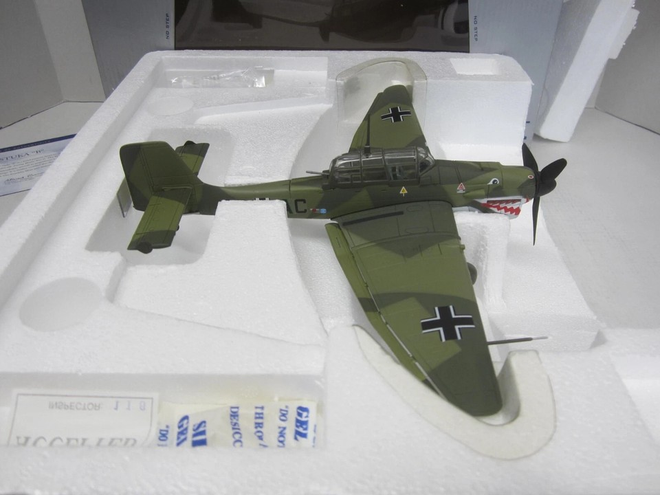 Franklin Mint/Armour 1:48 Luftwaffe Ju-87 Stuka (B11B266) 'Shark's ...