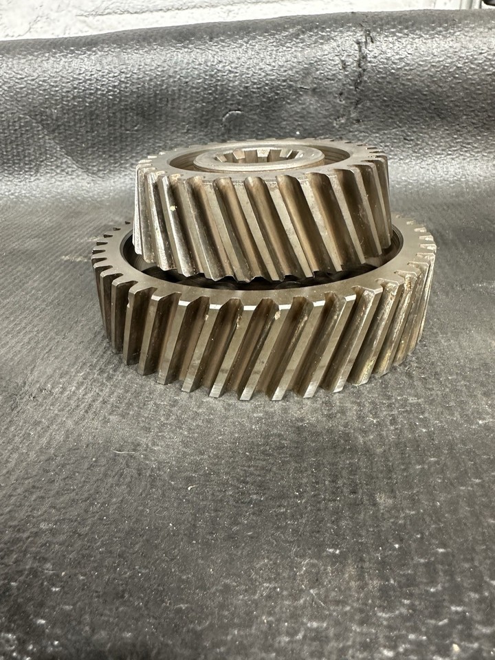 Lightened Casale V-Drive Gears 1.40/ 4.84 10° | eBay