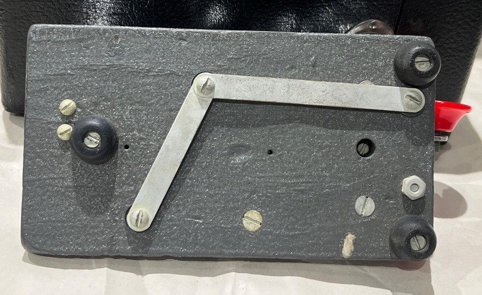 Ww2 1944 Vibroplex Deluxe Bug with key in case 136708 | eBay