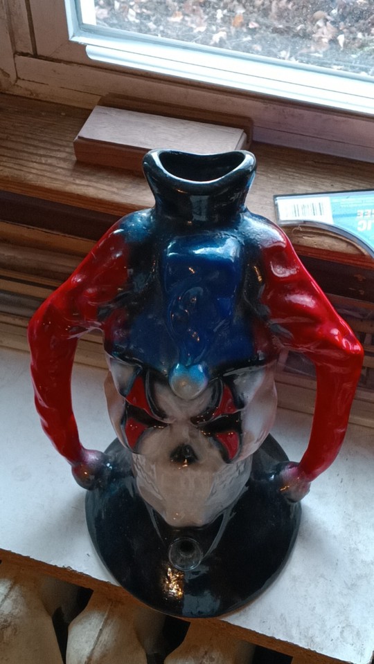 Graffix Jester Bong | eBay