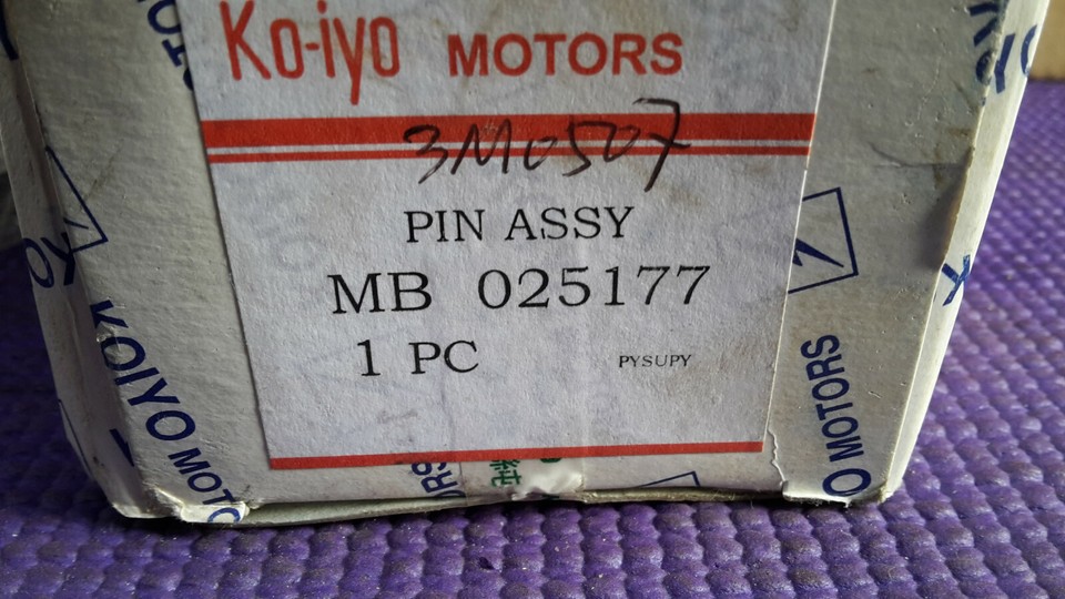 Genuine Mitsubishi FUSO Front Suspension Pin MB025177 | eBay