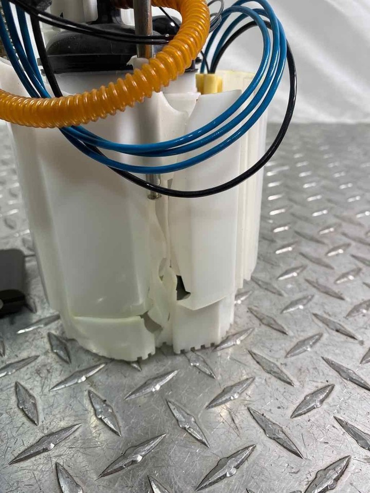 13-19 MINI COOPER F55-F57 FUEL PUMP 16117300477 OEM BROKEN | eBay