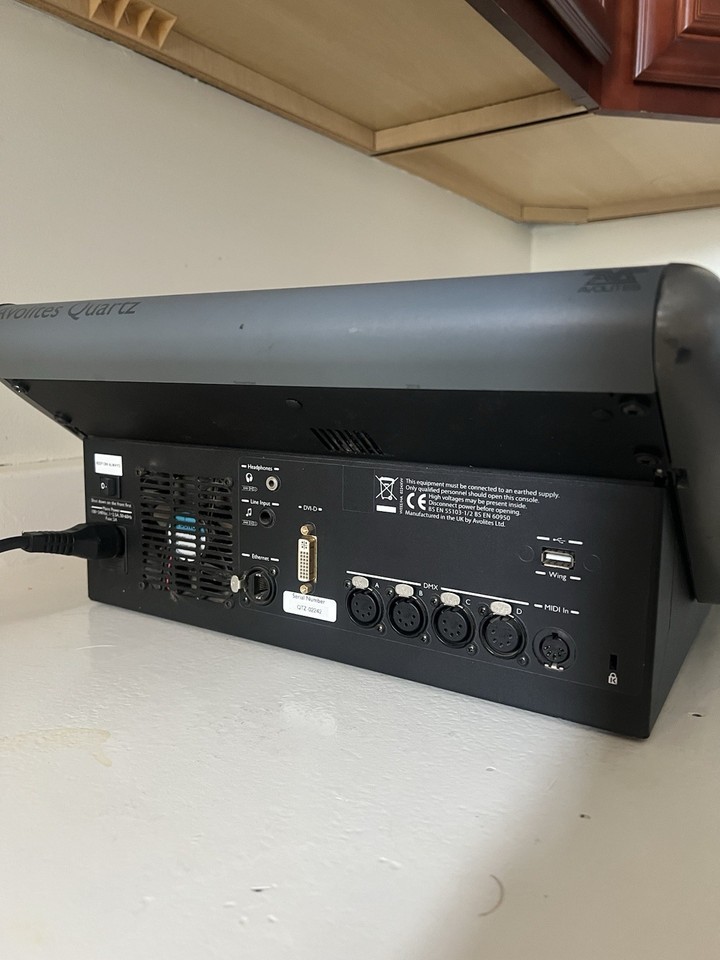 Avolites Quartz - Professional Lighting Console - Great Condition | eBay