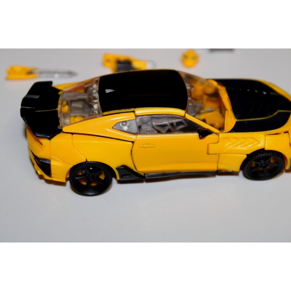 Hasbro Transformers Studio Series 24 & 25 Deluxe Class Bumblebee Pack ...
