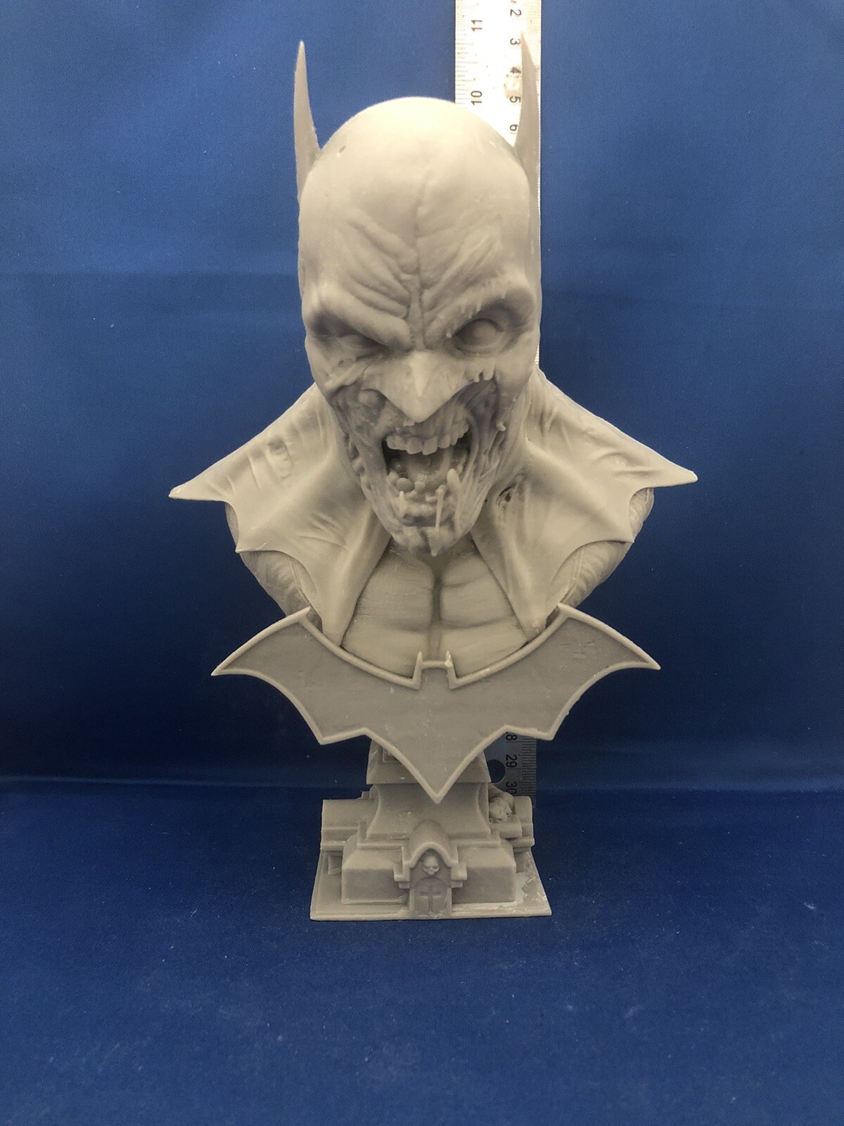 Batman -Undead 1/5 Scale Resin Model Bust | eBay