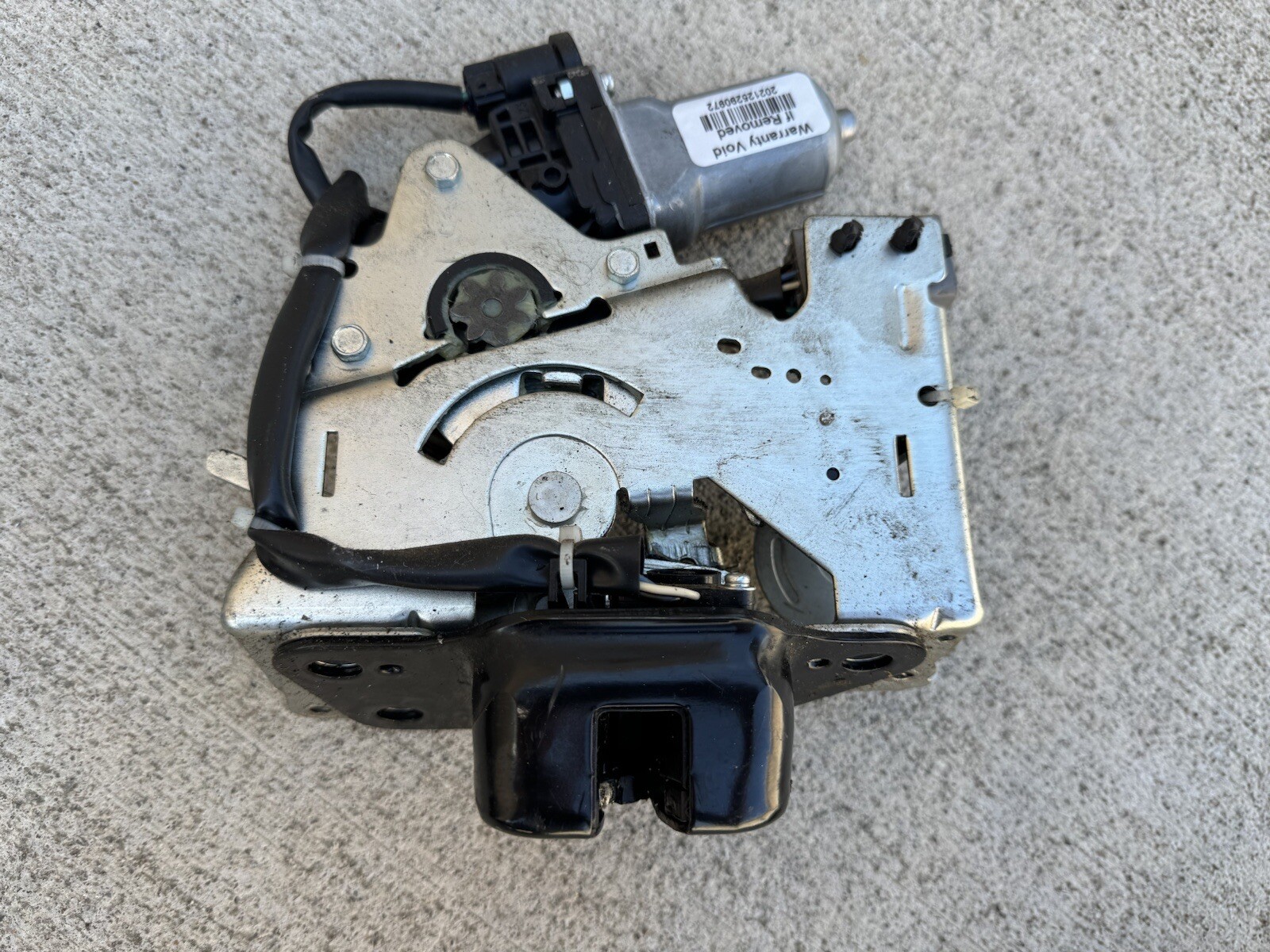 JEEP DODGE Durango Liftgate Tailgate Power Lock Latch Actuator OEM 2011 ...
