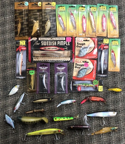 Lot of 30+ Fishing Lures FENWICK PFLUEGER CLASS TACKLE MORE - FREE ...