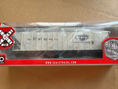 Pullman Standard PS2CD 4785cf Covered Hopper, Staley, TLCX#35114 ...