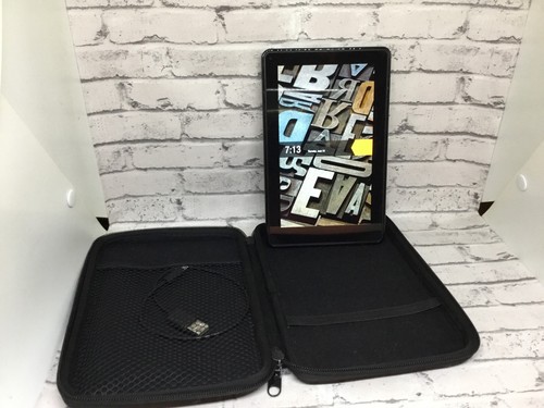 Amazon Kindle Fire 1st Generation D01400 8GB - 7" D01400 used with case ...