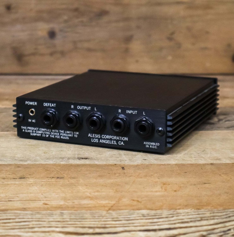 Alesis Microverb II (Microverb 2) Digital Reverb Micro-verb Two 2 FX ...