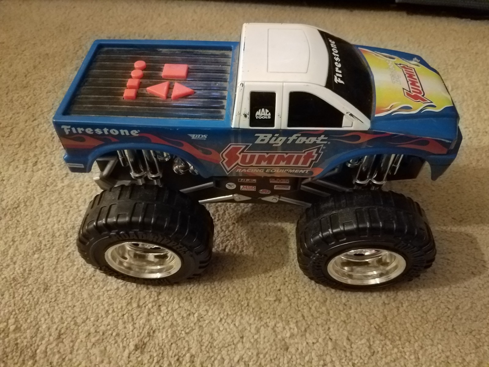 Muscle Machines Monster Truck Bigfoot Firestone Big Foot Summit racing ...