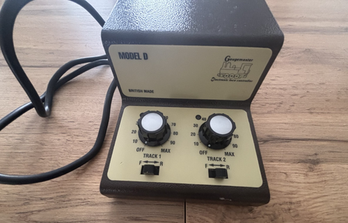 Gaugemaster Model D Twin Track Speed Controller for OO HO and N Gauge ...