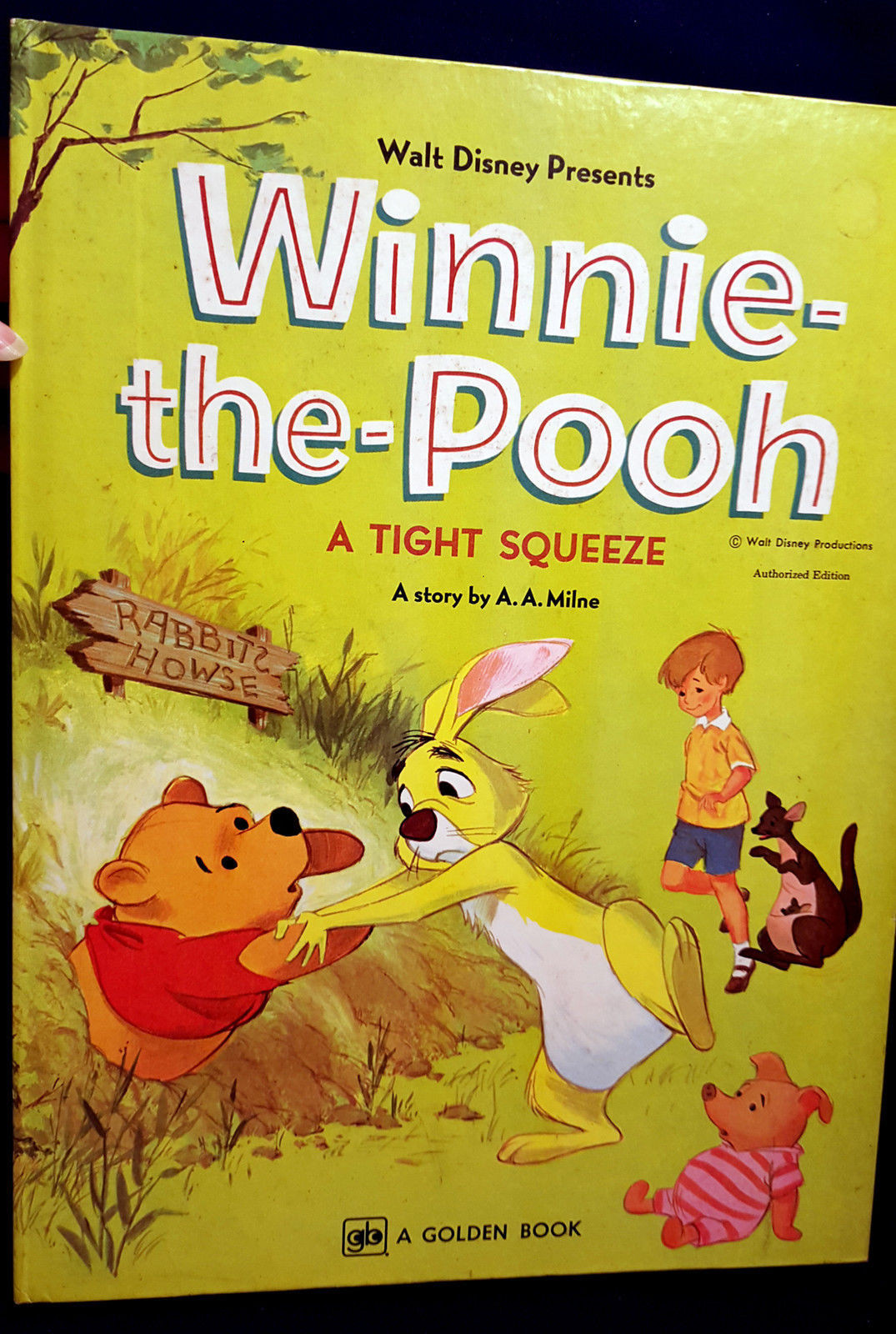 Disney Winnie the Pooh- Giant Golden Book 1973 -Tight Squeeze | eBay