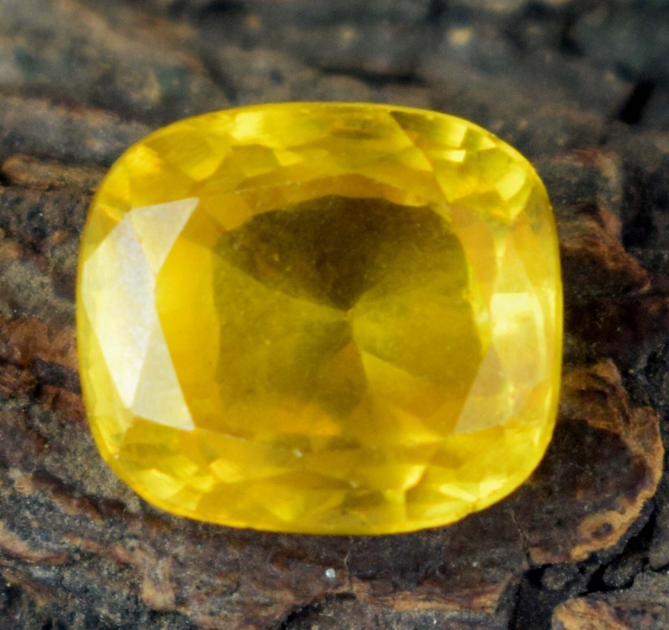 11.90 Ct Natural Yellow Mali Garnet Cushion Gemstone Certified C883 ...