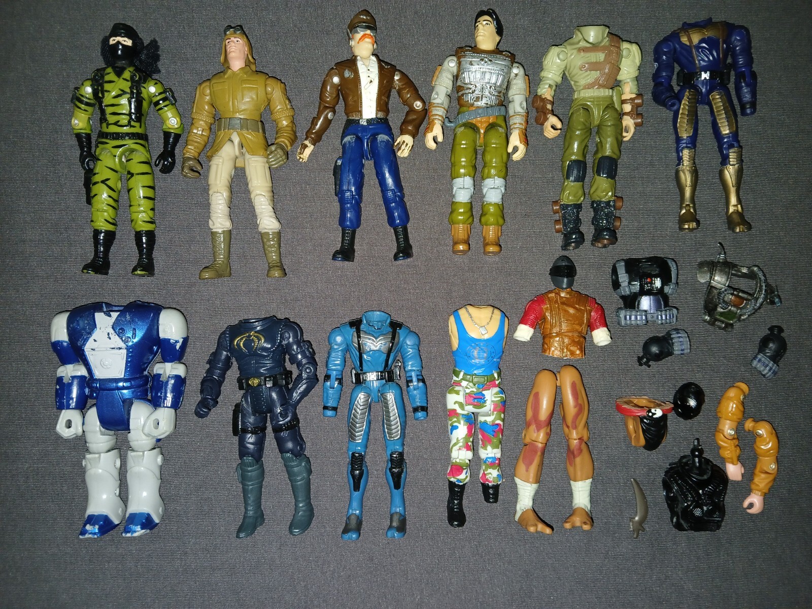 Mixed lot of G.I.Joe/Lanard CORPS & other action figure parts CUSTOM ...