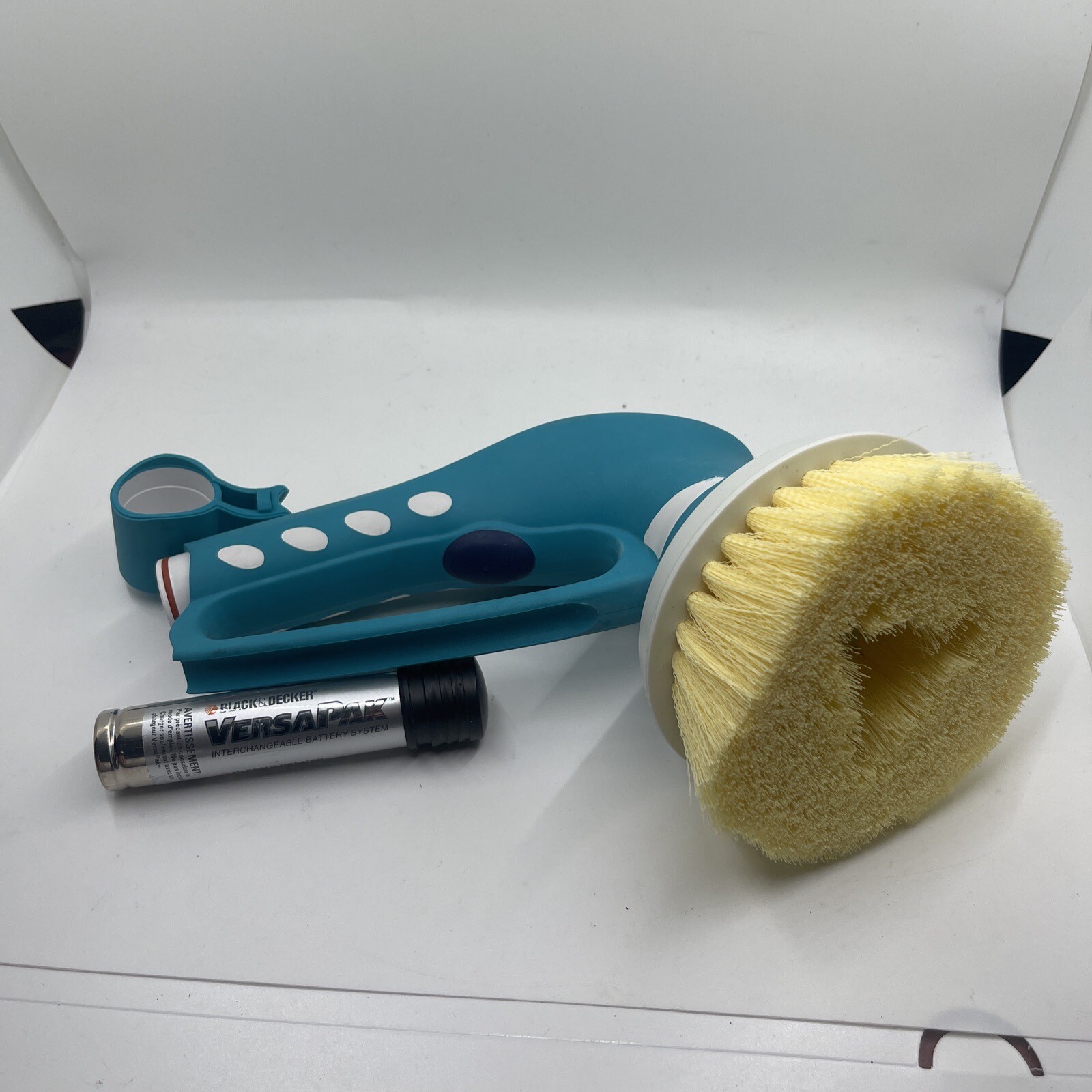 Black & Decker ScumBuster Kit SB400 Cordless Scrubber Used Tool ...