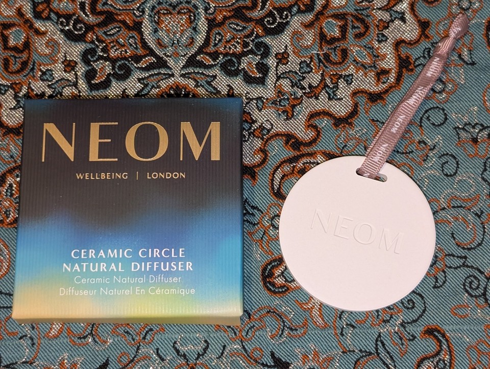 2x Neom Ceramic Diffuser Disc 2025 Limited Edition Brand New Boxed Gift ...
