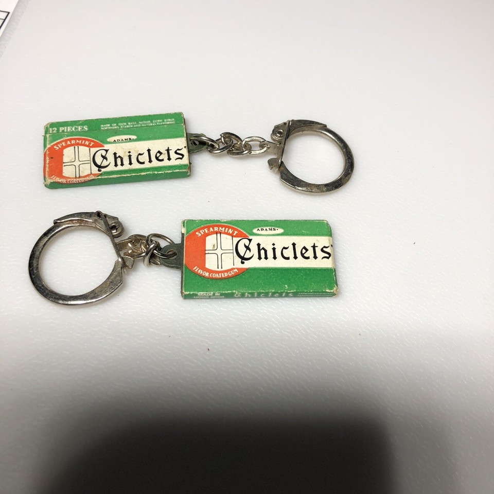 Vintage Chiclets Chewing Gum Spearmint Flavor Coated Lot Of 2 Keychain ...
