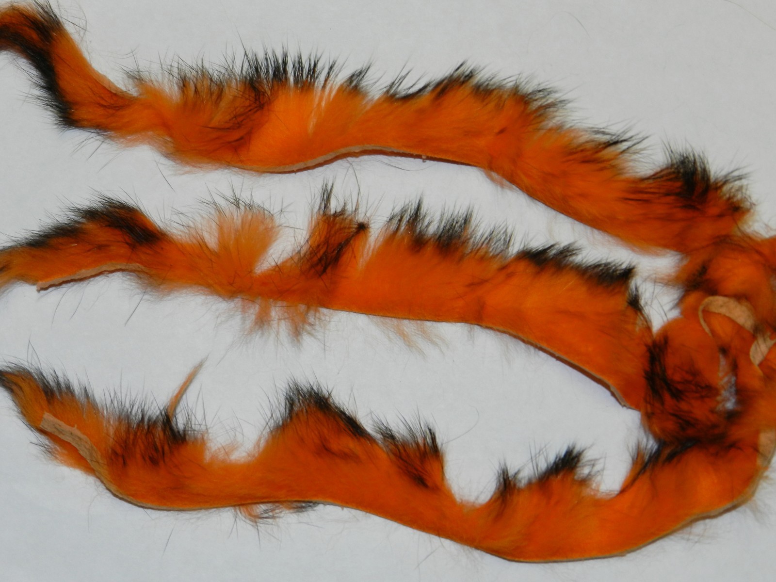 Hareline Dubbin' TWO TONE RABBIT CROSSCUT STRIPS Fly & Jig Tying | eBay