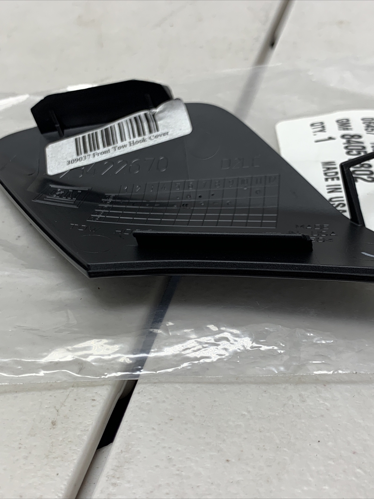 2016-2018 Chevrolet Cruze Front Tow Hook Cover 84051802 OEM for sale ...