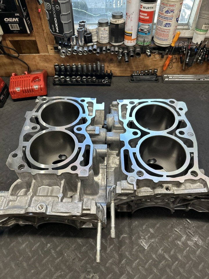 Subaru EJ257 Short Block Assembly | Engine Block | OE