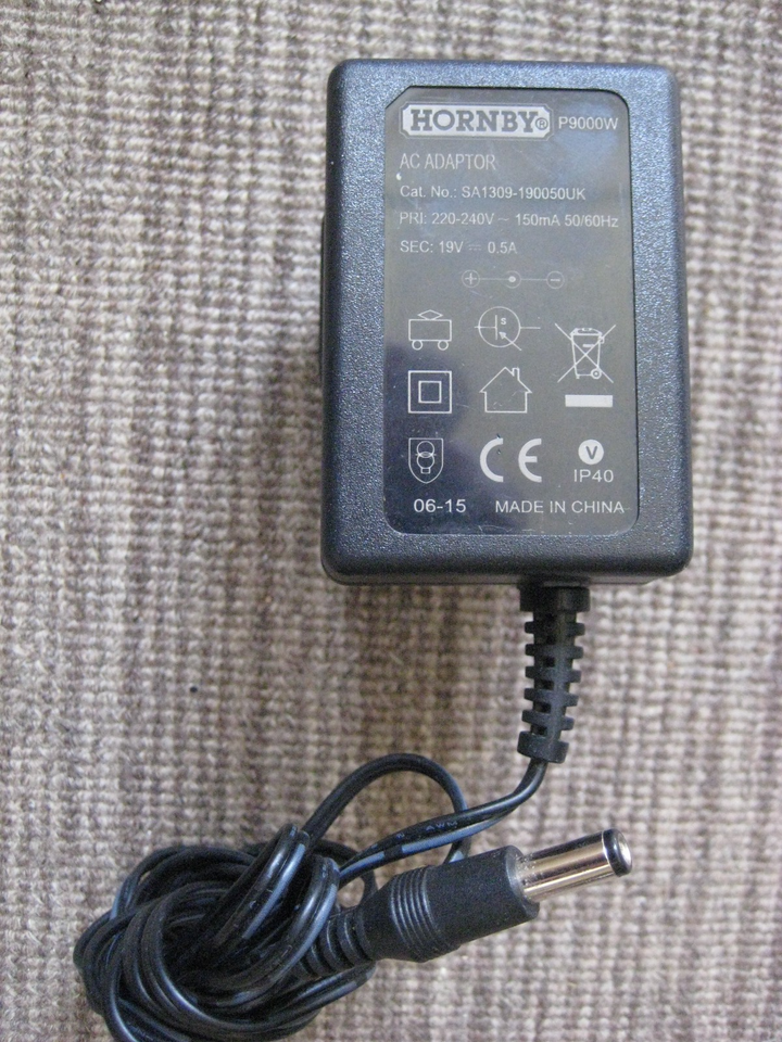 HORNBY R8250 CONTROLLER & P9000W TRANSFORMER for MODEL RAILWAY LAYOUT ...