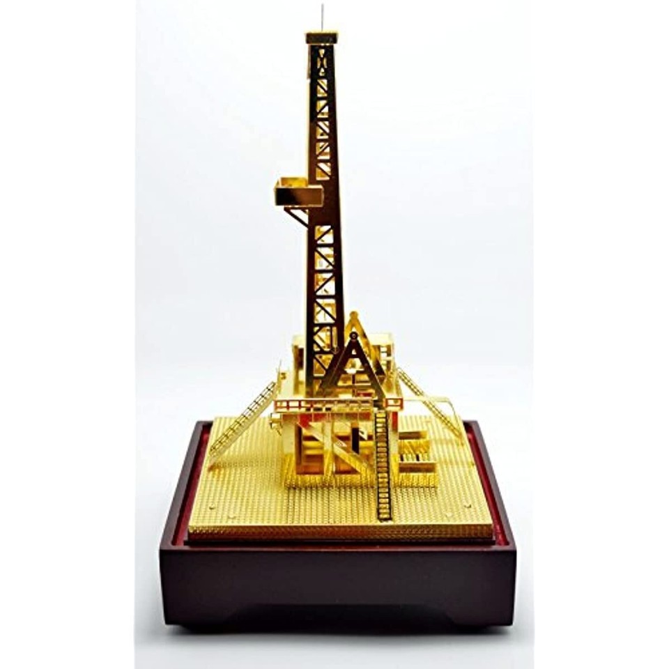 Copper Oilfield Oil Well Derrick Drill Rig Gold Model Commemorative ...