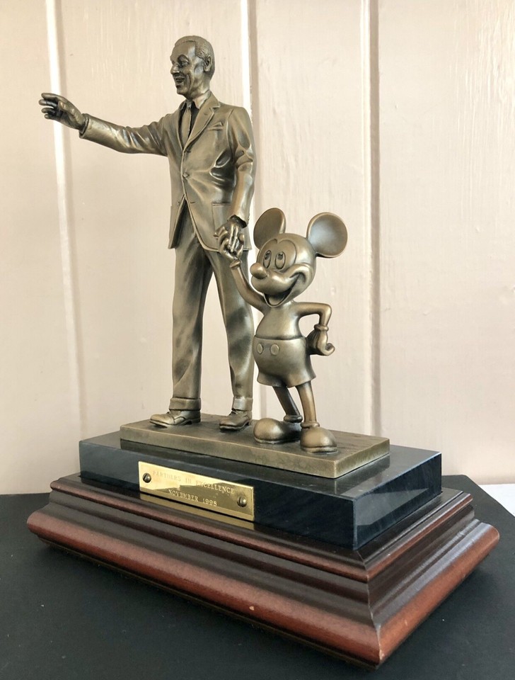 Rare Disney Cast Member Partners In Excellence Award Statue Walt ...