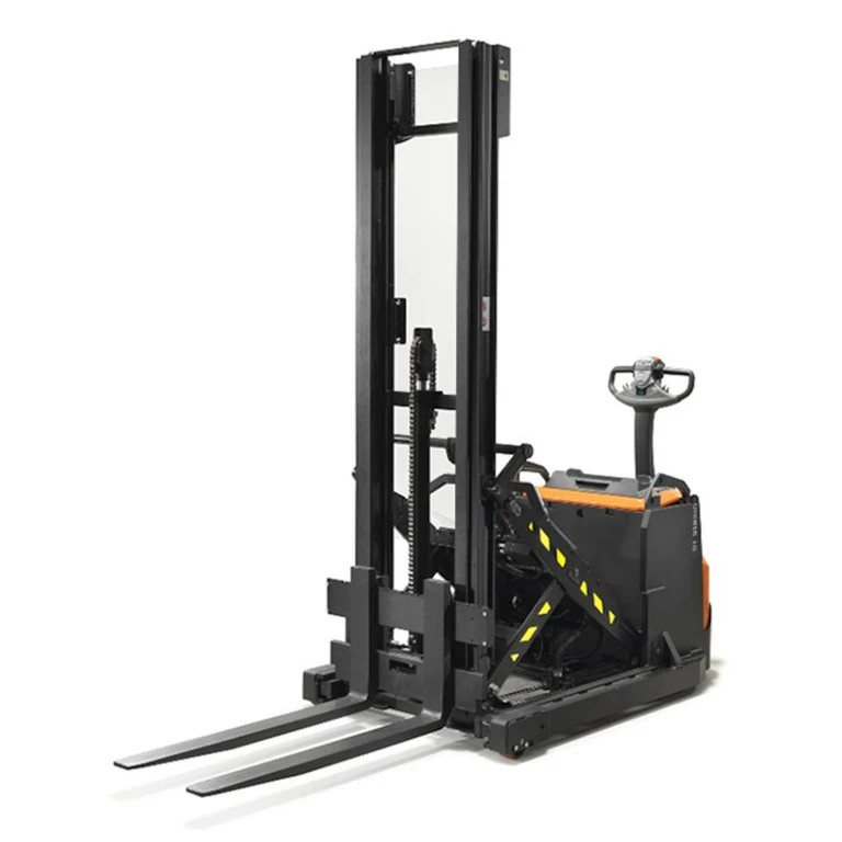 Pedestrian Reach Stacker Fork Lift Truck - Low Hours - BT/Toyota RWE ...