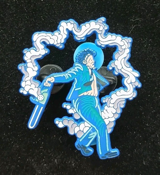 Texas Chainsaw Massacre 1974 Ending Leatherface Spin Custom ENAMEL PIN ...