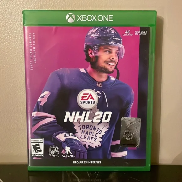NHL 20 Xbox One X Enchanted 4K Ultra HD EA Sports Toronto Maple Leafs ...