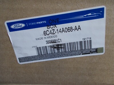New Ford OEM Fuse Panel Junction Box 6C4Z-14A068-AA | eBay