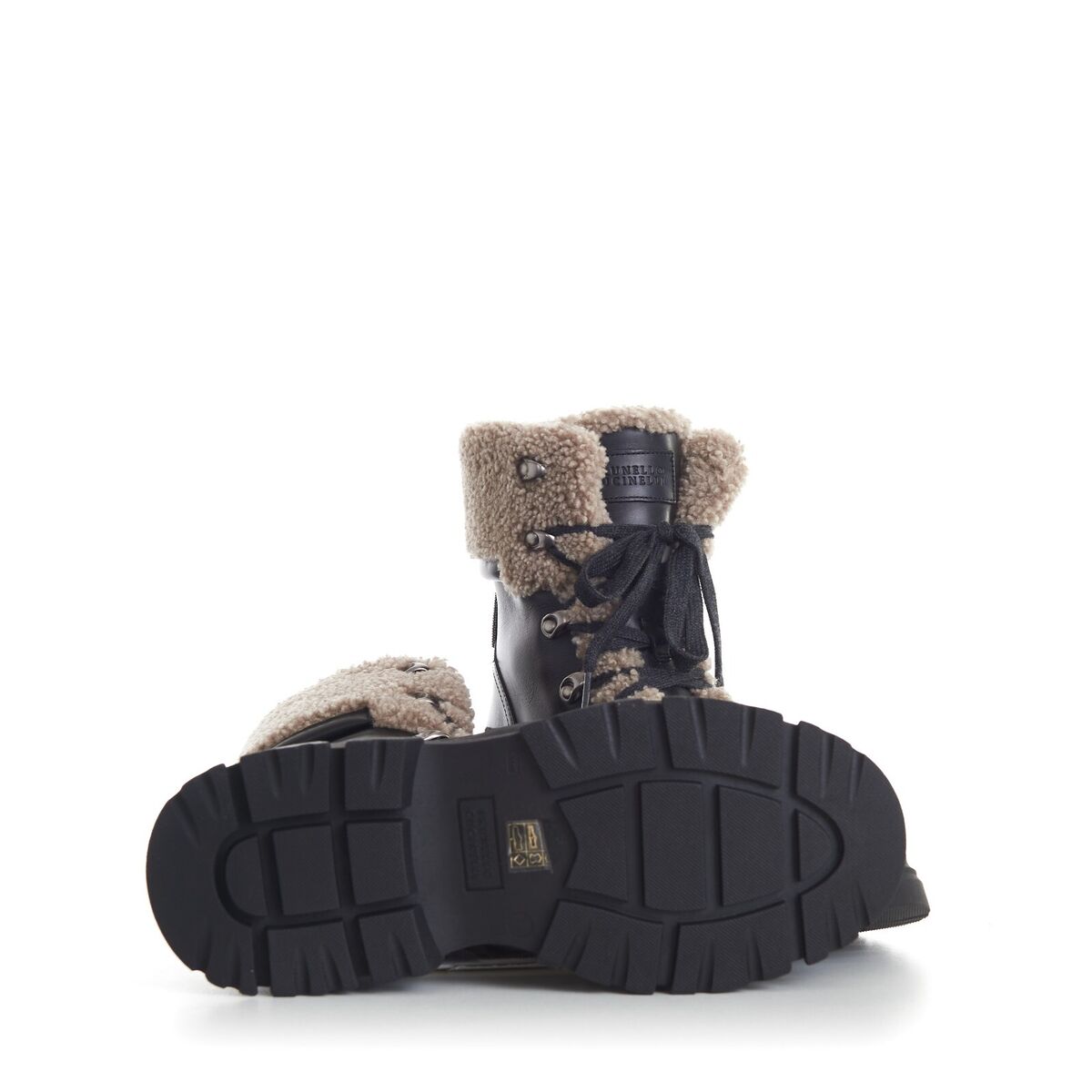 BRUNELLO CUCINELLI 2900$ Mountain Boots - Matte Black BRUNELLO CUCINELLI 2900$ Mountain Boots - Matte Black