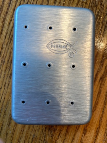 vintage Perrine fly box aluminum # 67 with flys and streamers | eBay