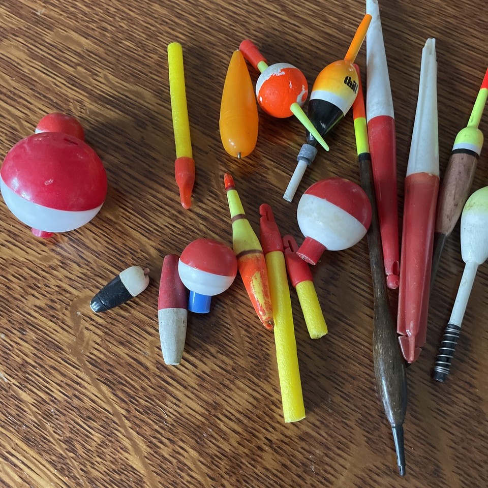 Lot Of Plastic & Balsa Fishing Bobbers 20 Each Various Sizes Panfish ...