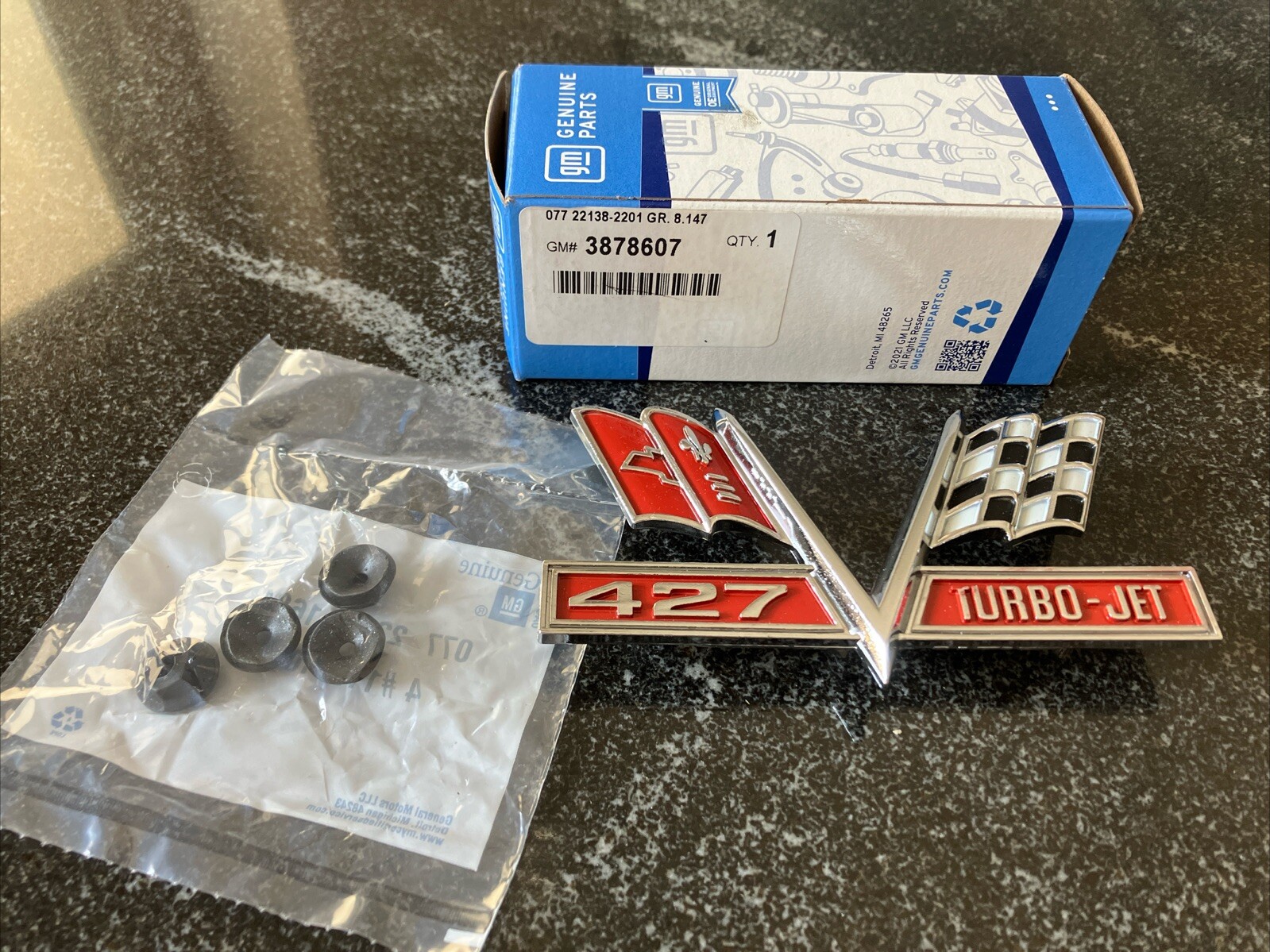 1965 1966 1967 NOS GM 427 emblems #3878607 Chevelle Camaro Corvette SS ...