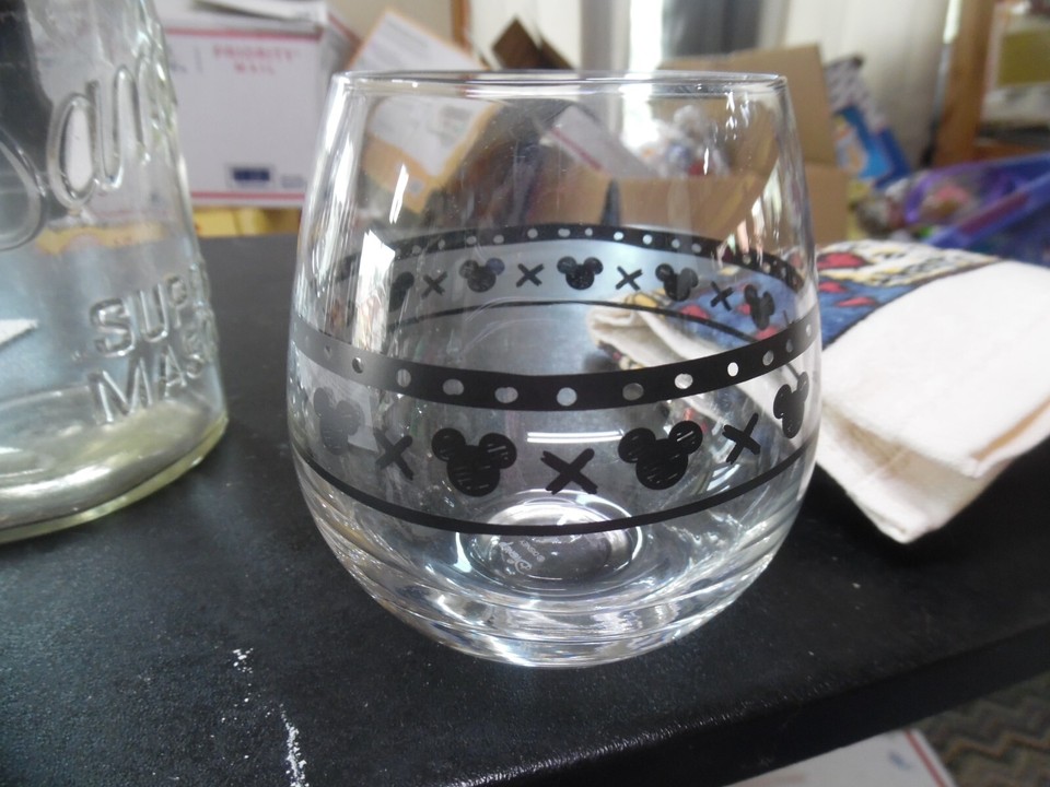 Joy Jolt Disney Mickey Mouse Geo picnic collection set of 4 glasses NEW ...