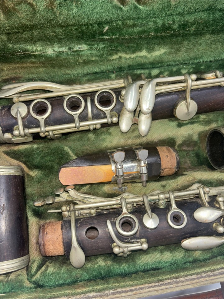 LeBlanc/Noblet Normandy 4 Wood Clarinet, France with Original Case. 96 ...