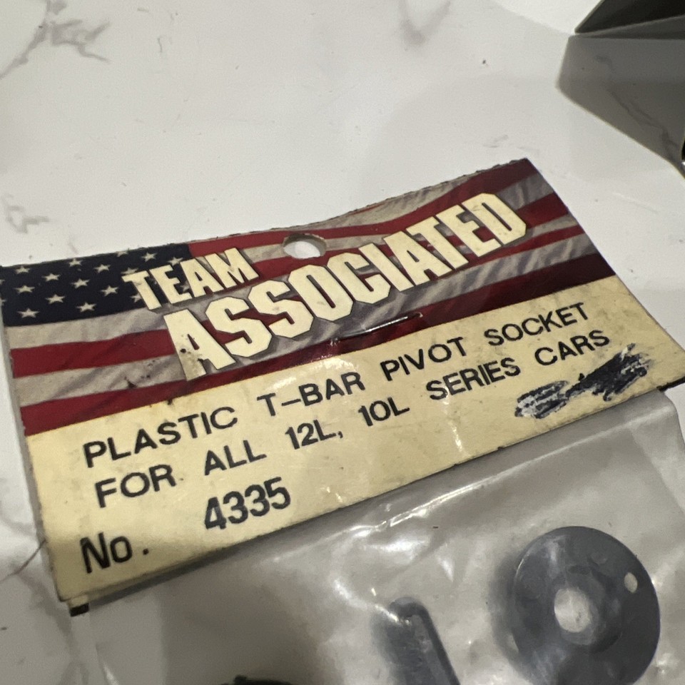 Team Associated Rc Part No. 4335 Plastic T-bar Pivot Sicket For All 12L ...