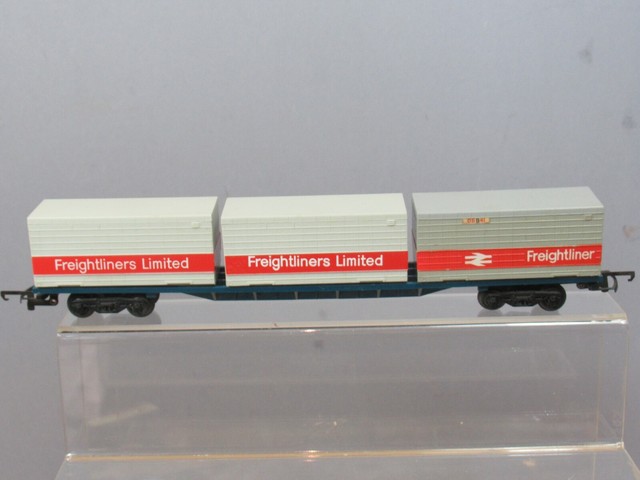 Hornby R633 Freightliner Container Wagon With 3 Containers for sale ...