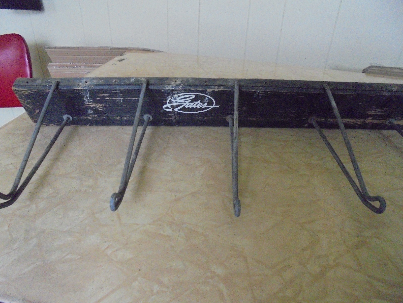 Vintage Gates FAN BELT Display RACK Wood w/ metal hooks Garage Sign Gas ...