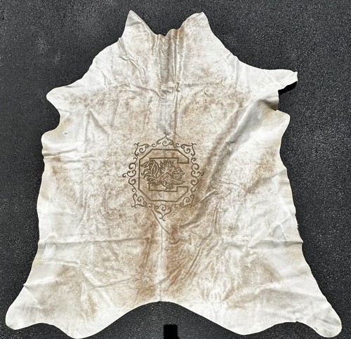 NEW Lg.White Beige Cowhide Rug Pelt 7’x 6’ W/U Of South Carolina ...