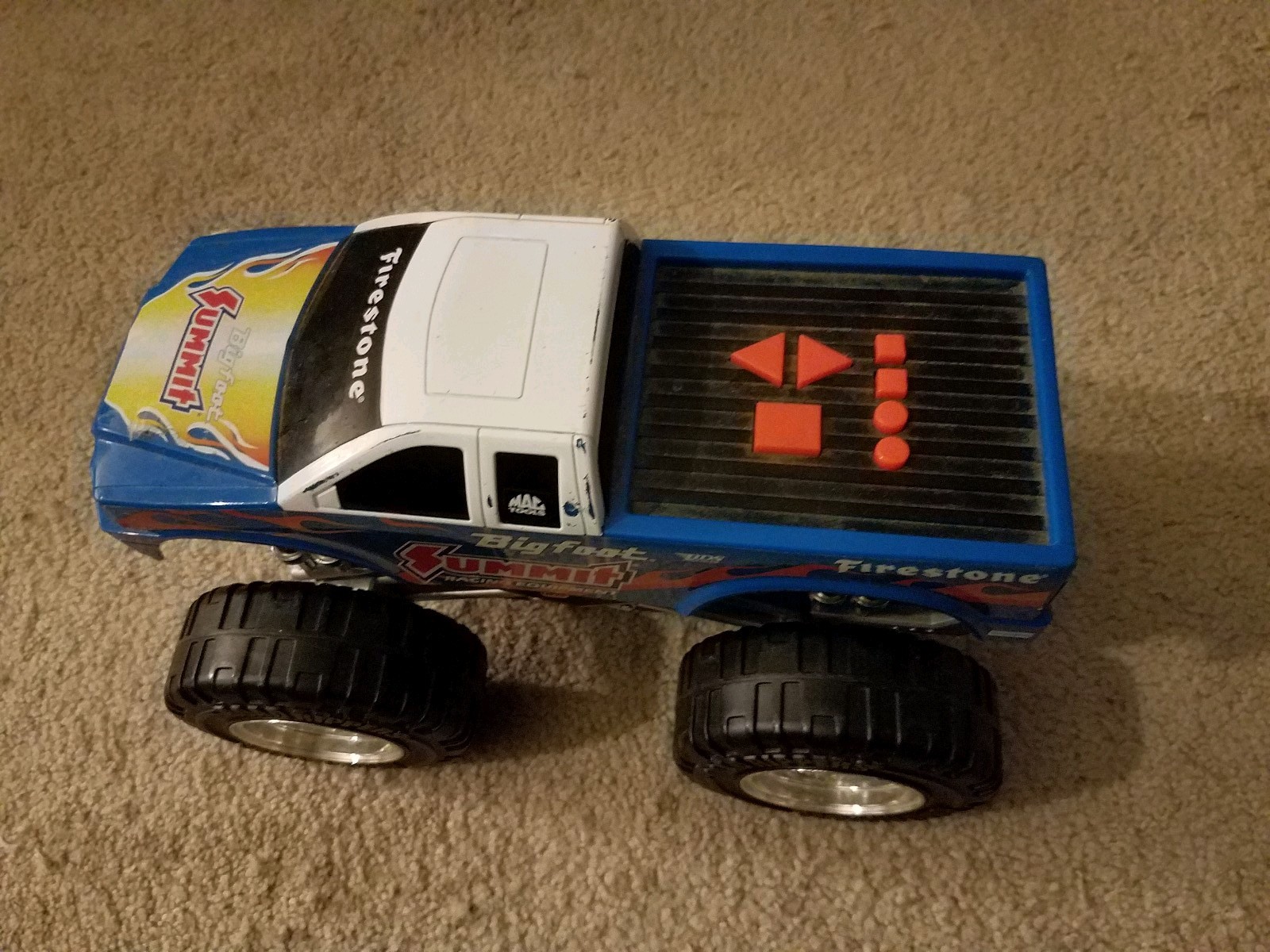 Muscle Machines Monster Truck Bigfoot Firestone Big Foot Summit racing ...