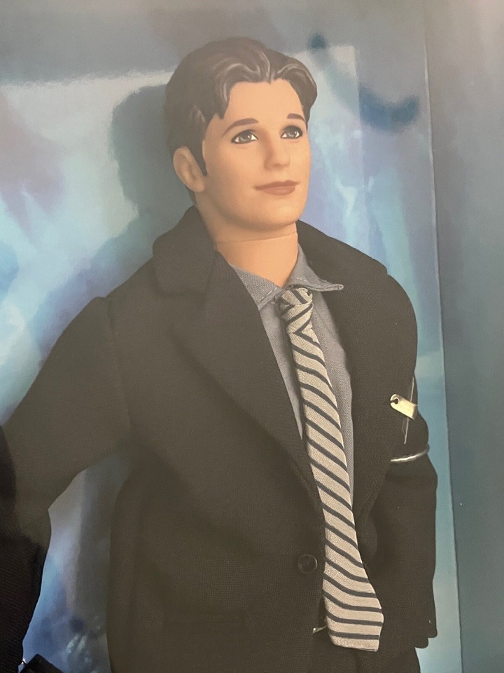 “X-Files” Agents Dana Scully & Fox Mulder, Barbie Ken Doll Set (style 1 ...
